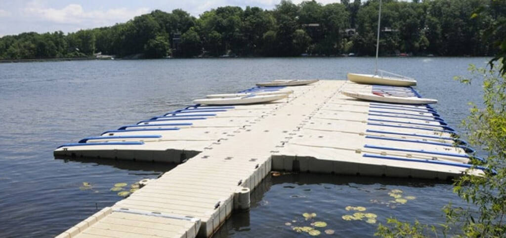 EZ Boat Port & Docks for Lakes | Floating Boat Lift Manufacturers