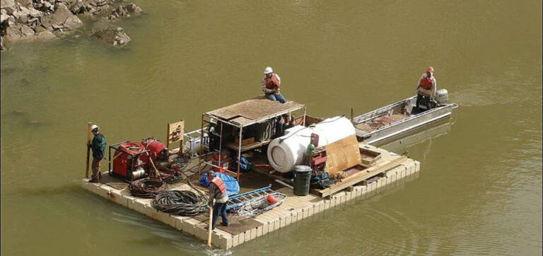 Floating Swim Dock Platform Plans for Lakes | Aluminum Swim Raft Kits