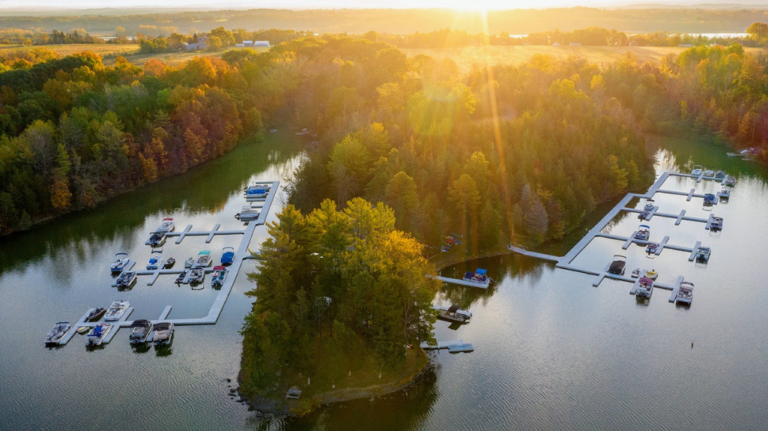 EZ Dock Floating Docks | Modular Plastic Dock Systems | FWM
