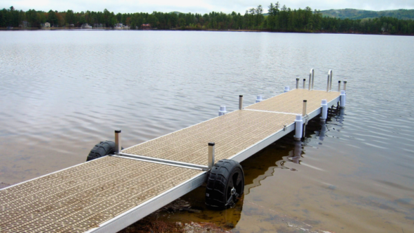 Aluminum Roll-In Docks