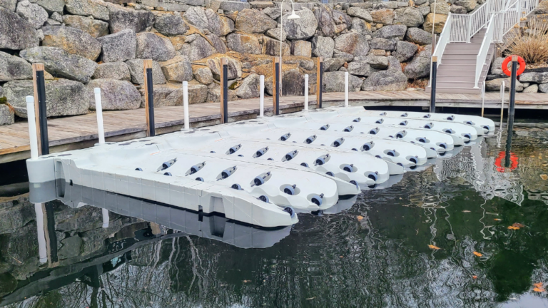 EZ Port PWC Lift | Waverrunner Lift | Jet Ski Lift | EZ Dock & FWM Docks